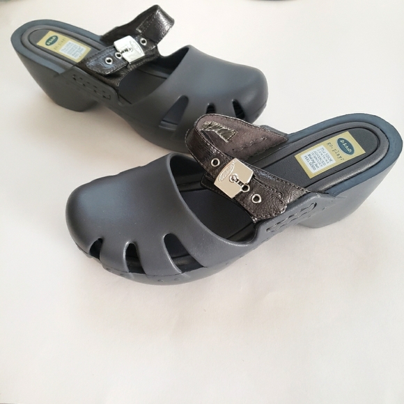 Dr. Scholl's | Shoes | Dr Scholls Grey Dance Clogs Size 9m Comfort Shoe ...